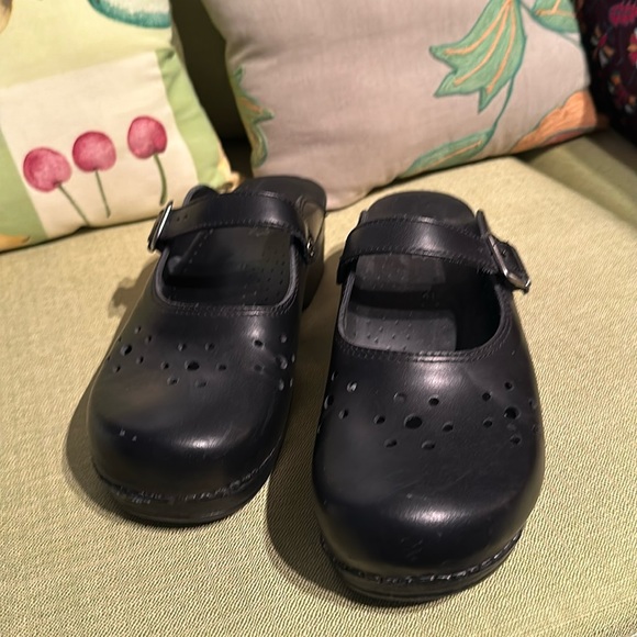 Dansko | Shoes | Dansko Size 4 Black Leather Clogs | Poshmark